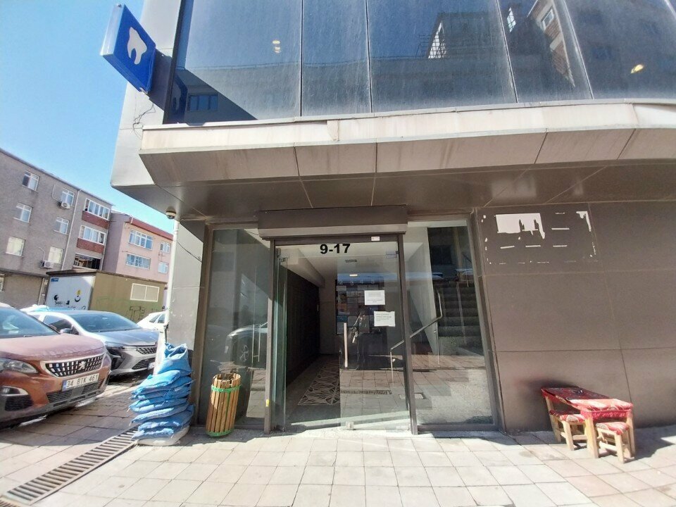 Avukatlar AV. Oktay Ataş, İstanbul, foto
