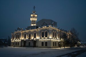 Minusinsky Dramatichesky teatr (Podsinskaya ulitsa No:75), tiyatrolar  Minusinsk'ten