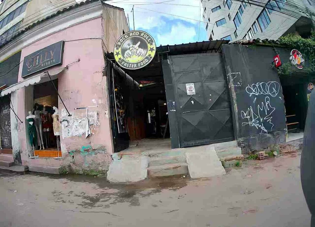 Restoran Rock And Roll Faster Food, Cochabamba, foto