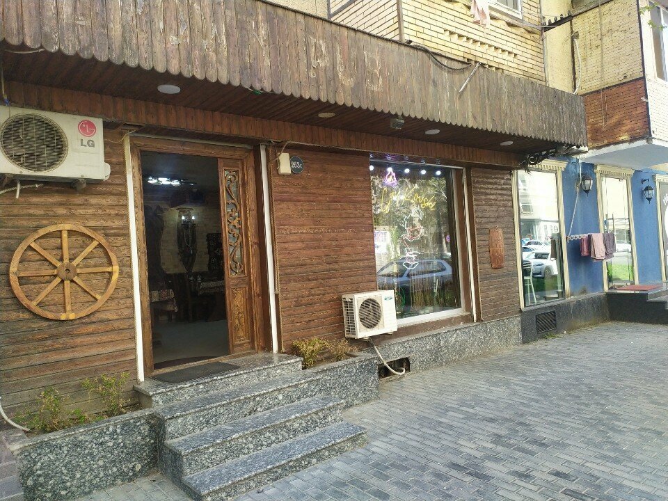 Bar Brown pub, Bakü, foto