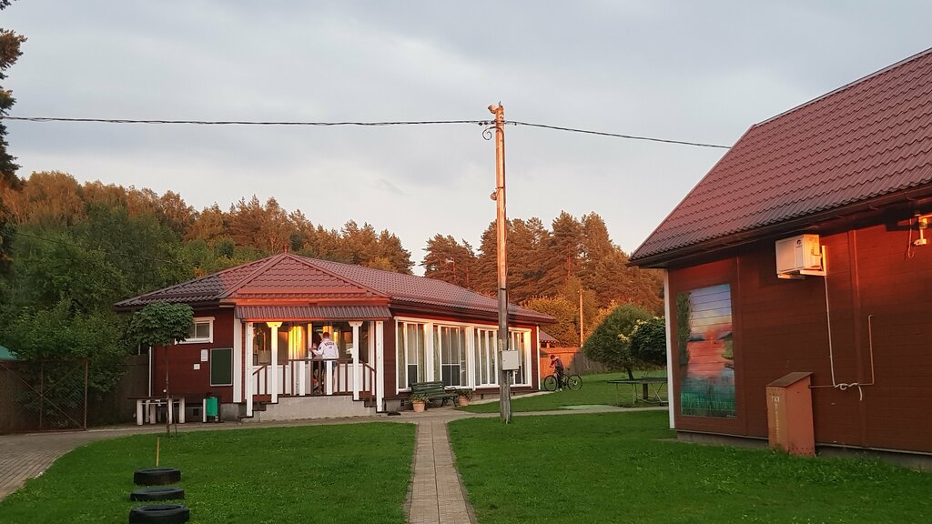 Tatil köyleri Golubyie Oziora, Minskaya oblastı, foto