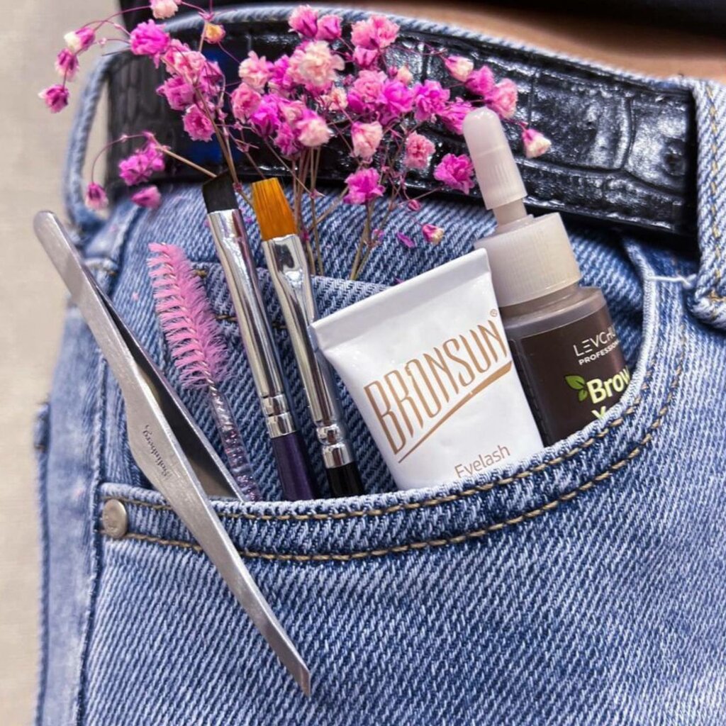 Kaş ve kirpik salonu Ilana Brows Lami, Voljski, foto