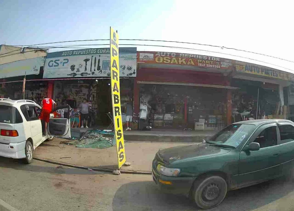 Otomobil yedek parçaları Imporbol Corani, Santa‑Krus, foto
