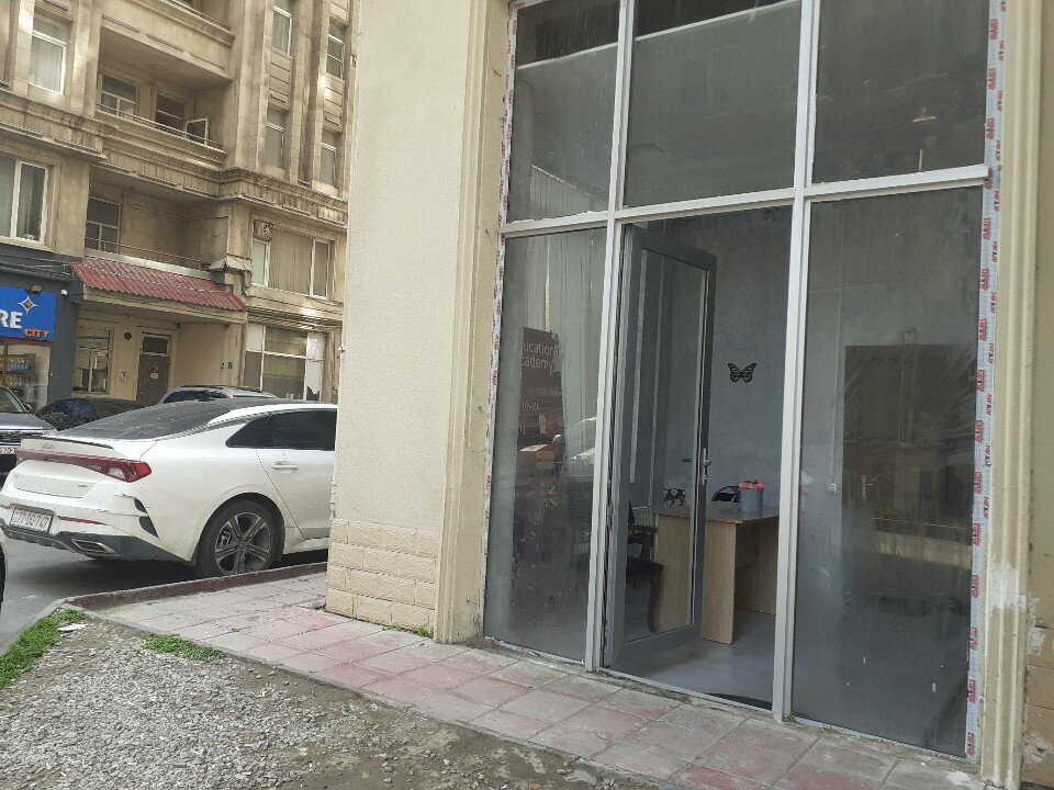 Eğitim merkezleri Bright Education Center, Bakü, foto