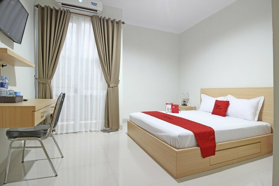 Otel RedDoorz near Amikom Yogyakarta, Dünya, foto