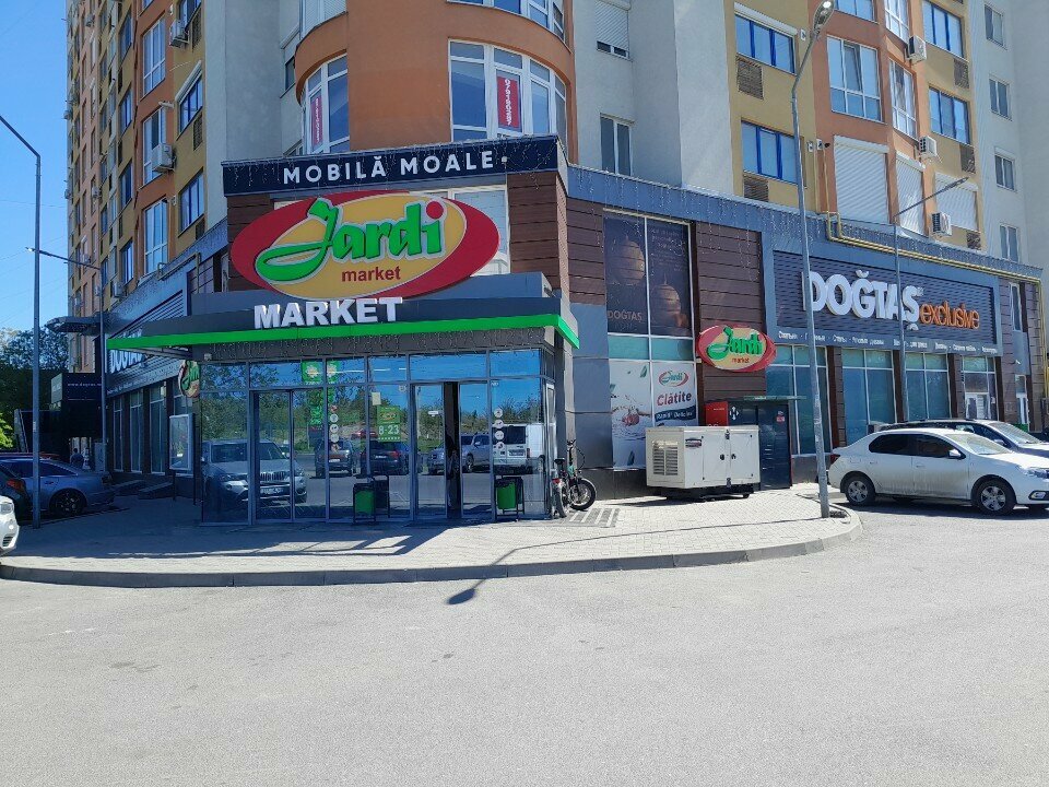 Parsel otomatı NovaPoshta, Kişinev, foto