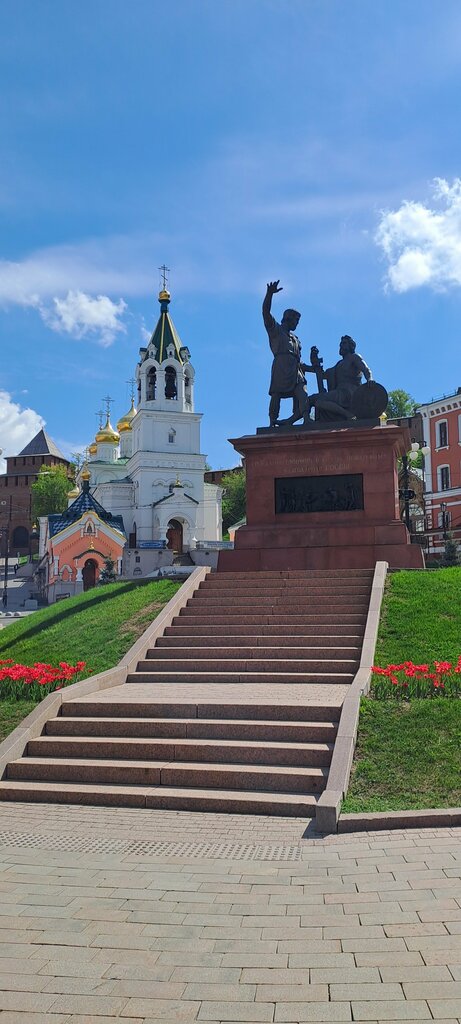 Dekorasyon ve süsleme, onur panosu Мини-копия памятника Гражданину Минину и князю Пожарскому, Nijni Novgorod, foto