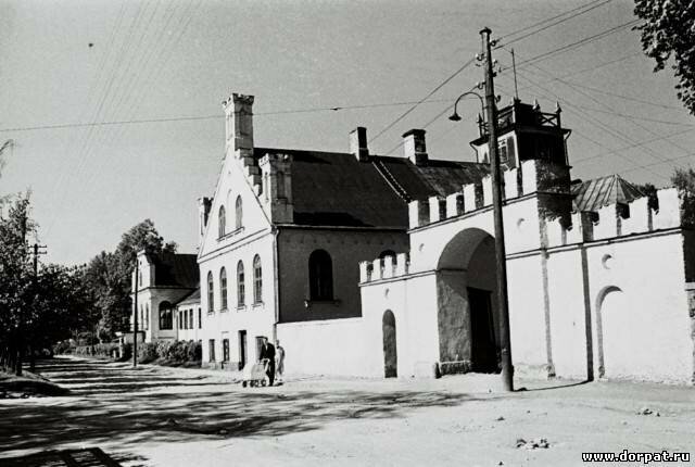 Turistik yerler Karlova Mõis, Tartu, foto