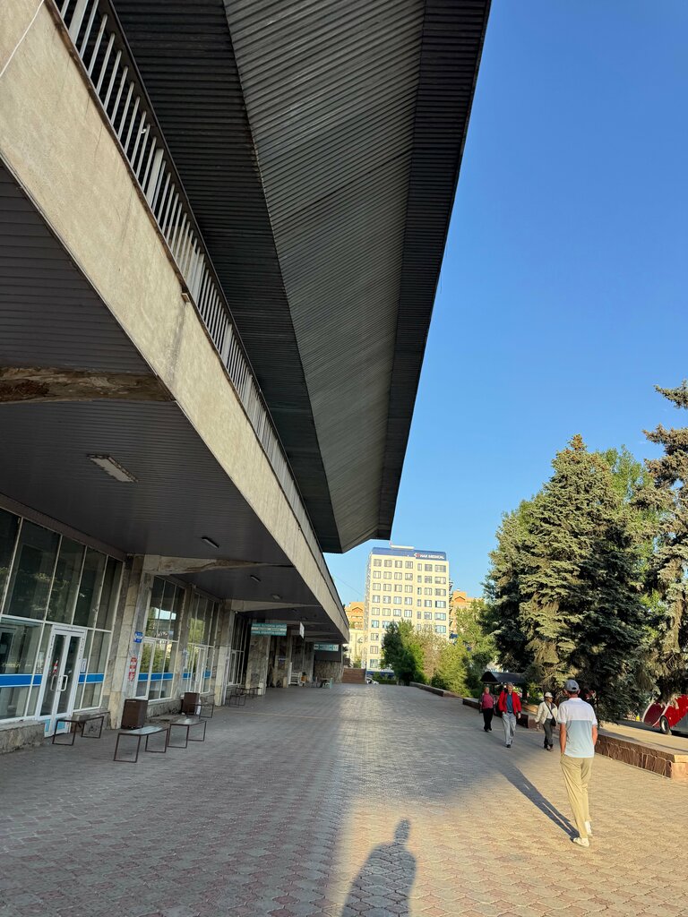 Otobüs taşımacılığı Сайран, Almatı, foto
