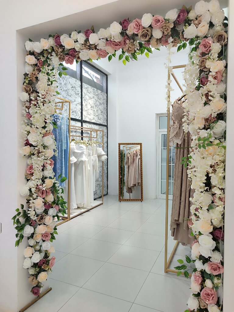 Düğün mağazası Zyn Couture Neftçilər, Bakü, foto