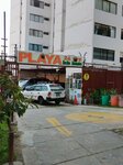 Beach 24 hrs (Distrital Jesus Maria, Fap, Avenida General Salaverry, 1264), otopark alanı  Lima'dan