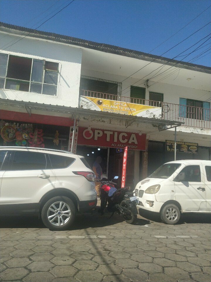 Optik Optica aclara tu vision, Santa‑Krus, foto