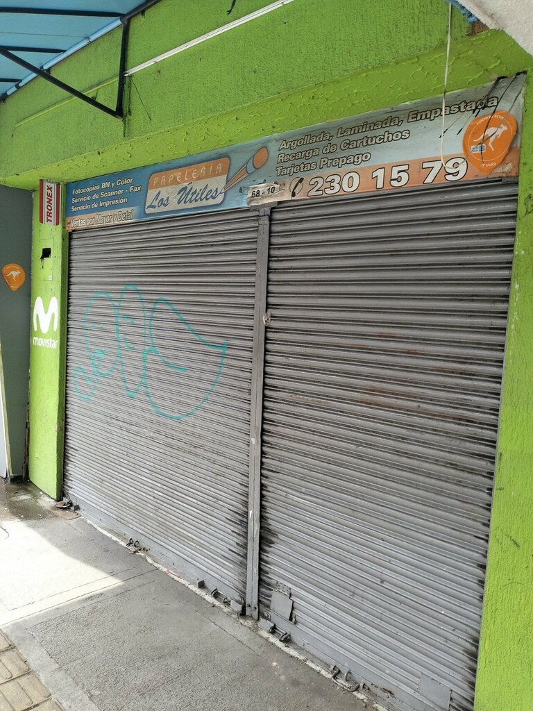 Kırtasiyeler Papelería Los Útiles, Medellin, foto