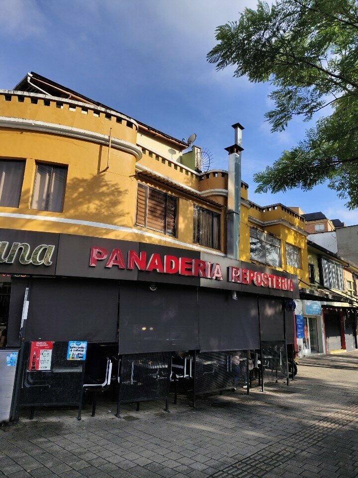 Bar Ilus Bar, Medellin, foto