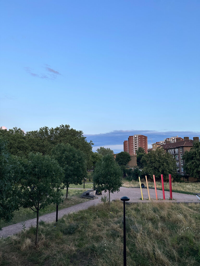 Kültür ve eğlence parkları Nursery Row Park, Londra, foto