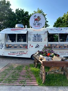 The Хвост (Leningrad Region, Kingiseppskiy District, Ivangorod), fast food  Ivangorod'dan