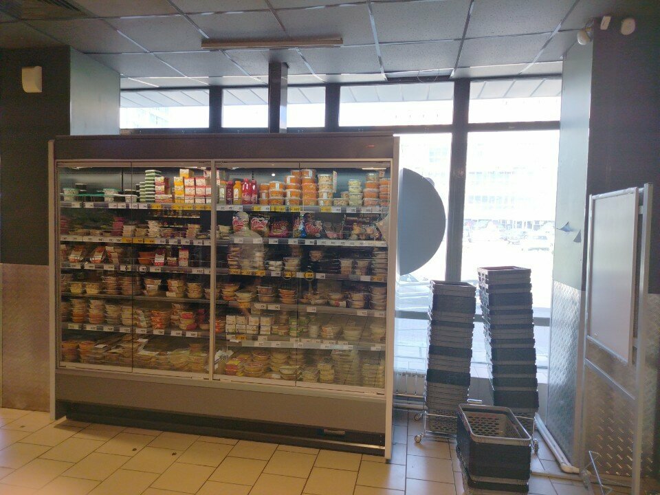 Parsel otomatı 5Post, Krasnoyarsk, foto