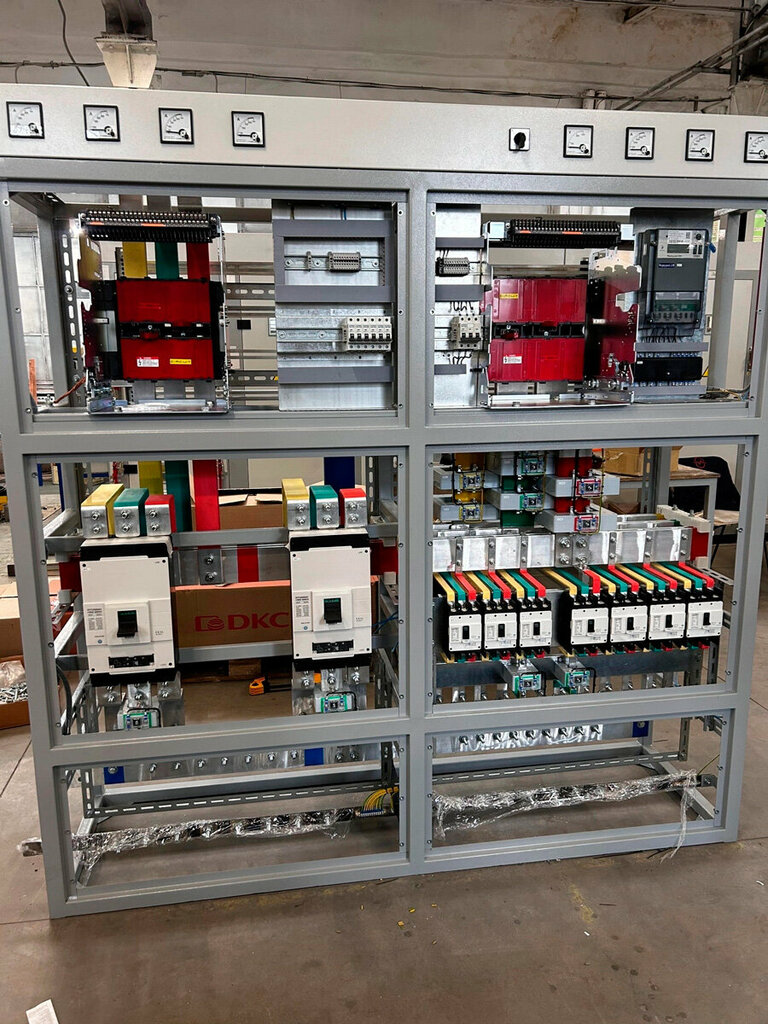 Elektroteknik ürün ve ekipman firmaları InTech Group, Moskova, foto