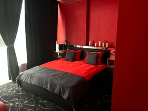 Black Out (Khvorostyanskogo Street No:4), otel  Novorossiysk'ten
