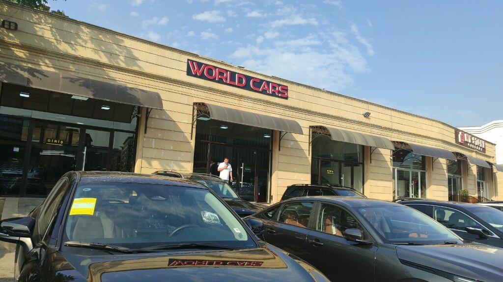 Otomobil satış galerileri World Cars, Bakü, foto