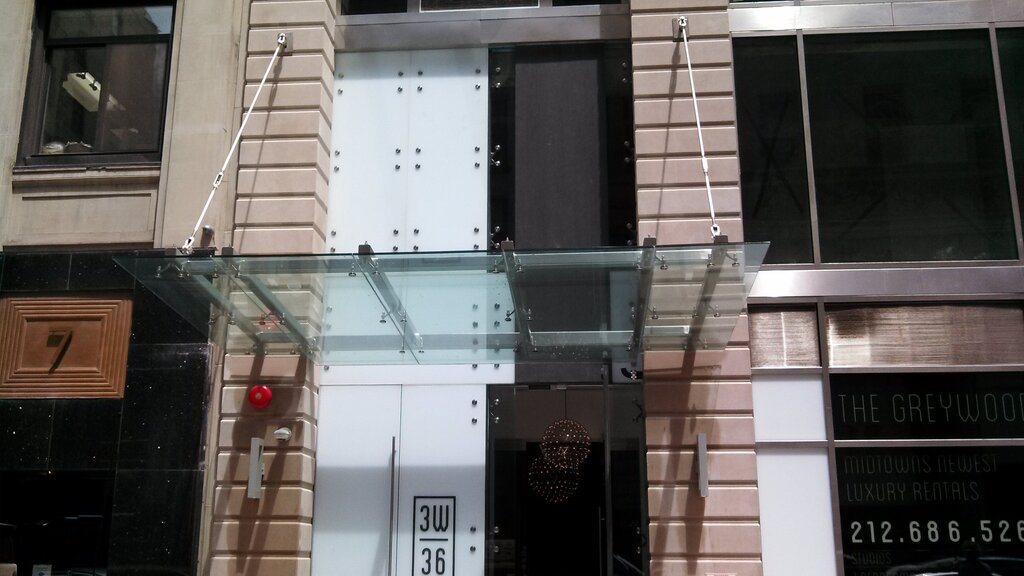 Pencere aksesuarları Sky Windows and Doors, New York, foto