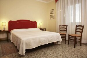 Agriturismo Colognole (Tuscany, province of Florence, Via del Palagio in Colognole), otel  Toskana'dan