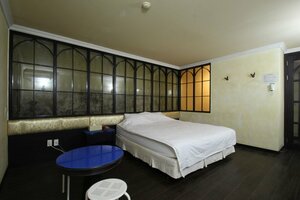 Hotel Intro (Busan), otel  Pusan'dan