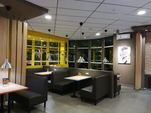 Dodo Pizza (Nagornaya ulitsa No:3), pizzacılar  Korsakov'dan
