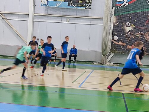 Çok amaçlı spor tesisleri Физкультурно-оздоровительный комплекс Триумф, Volodarsk, foto