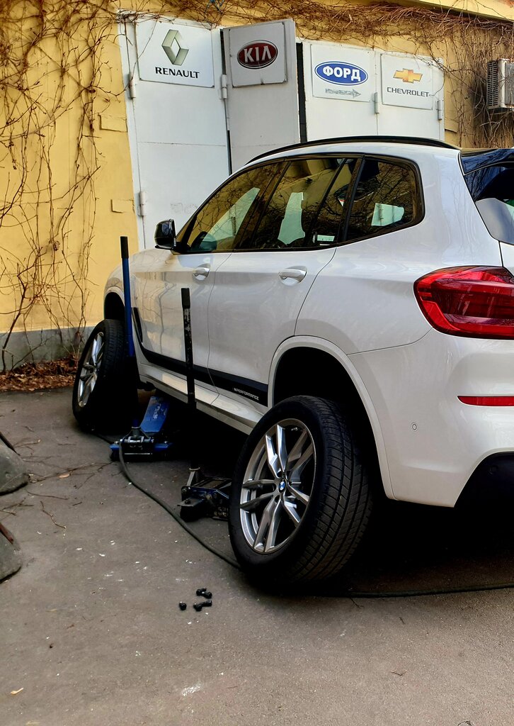 Oto lastik tamiri On-site tire service, Saint‑Petersburg, foto