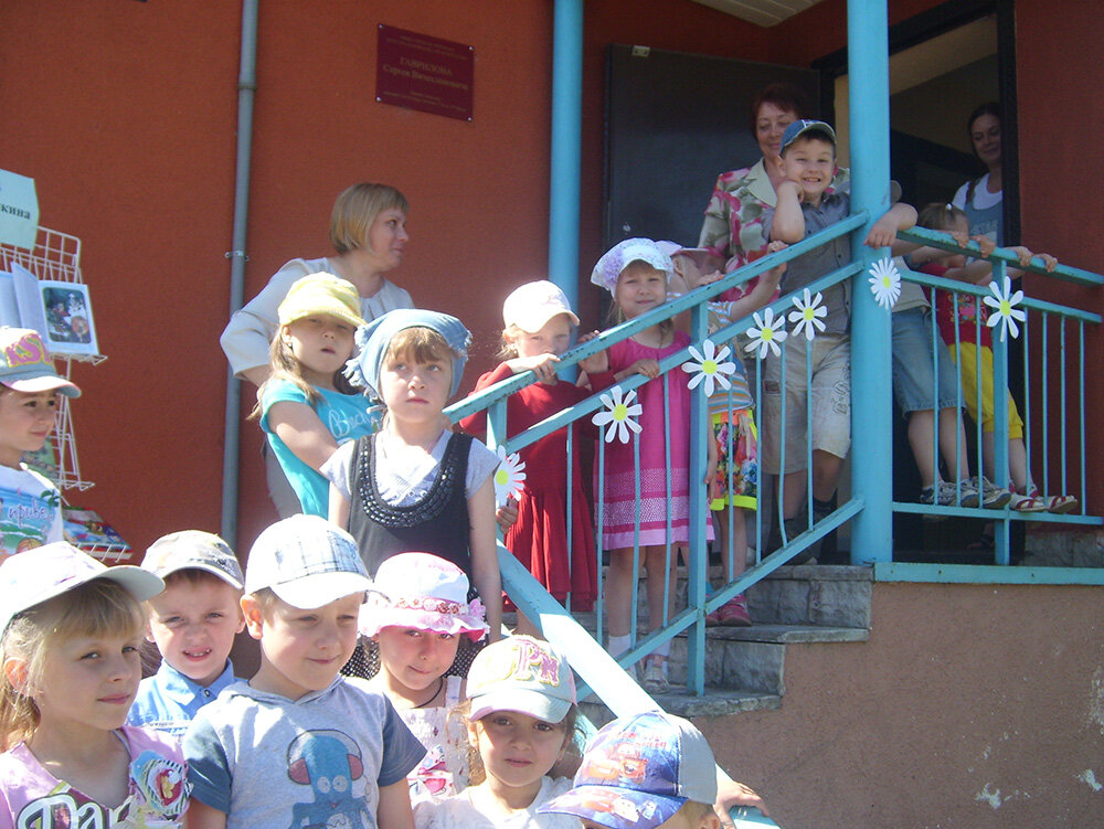 Kütüphaneler Pskovkirpich Library, Pskov, foto