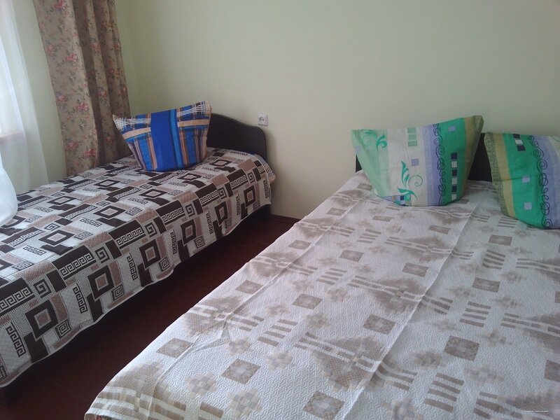 Tatil köyleri Sorcerer's Hat, Sverdlovskaya oblastı, foto