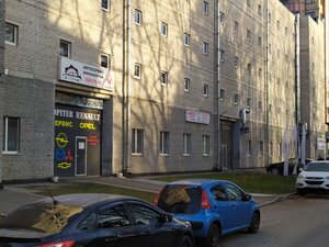 Sto Piter (Leningrad Region, Vsevolozhckiy DIstrict, gorodskoy posyolok Yanino-1, Koltsevaya ulitsa), otomobil servisi  Saint‑Petersburg ve Leningradskaya oblastından