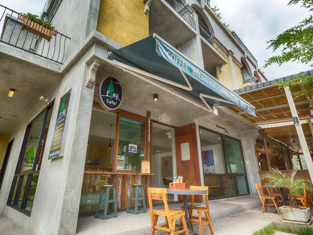 Otel Oyo 401 Pine House Hotel Rawai, Phuket Eyaleti, foto