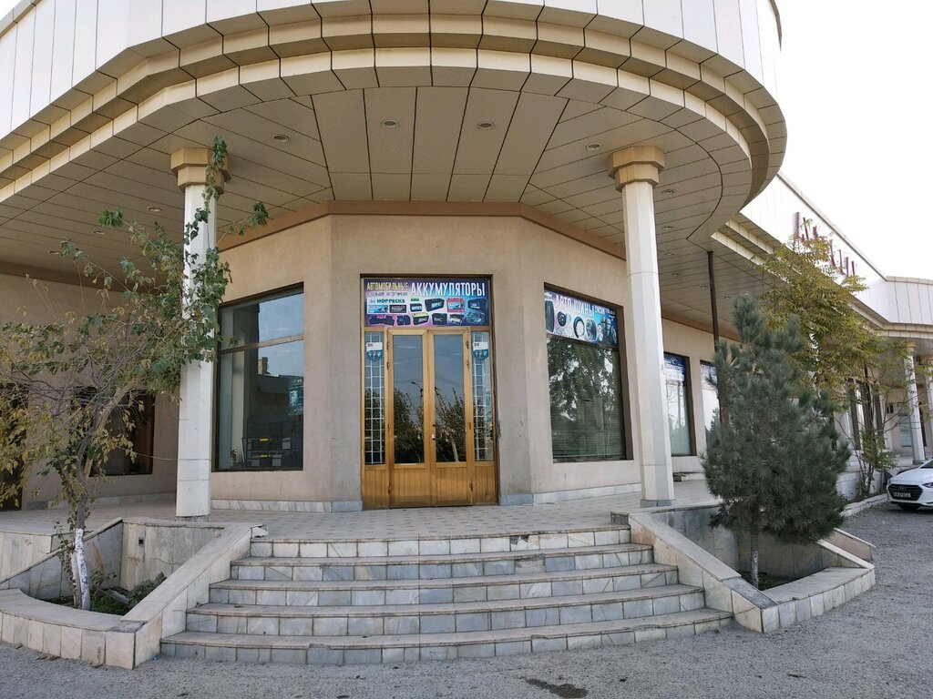 Jant ve lastikçiler Koleso, Buhara, foto