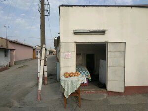 Bakery (Turkiston ko'chasi No:265, Margilan), ekmek fırını  Mergilân'dan