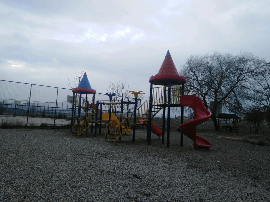 Parklar ve ormanlar Lojman Parkı, Ankara, foto