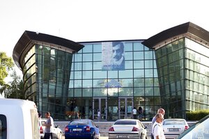 Theater (Burgas Region, Pomorie, ulitsa Aleko Konstantinov), tiyatrolar  Pomorye'den