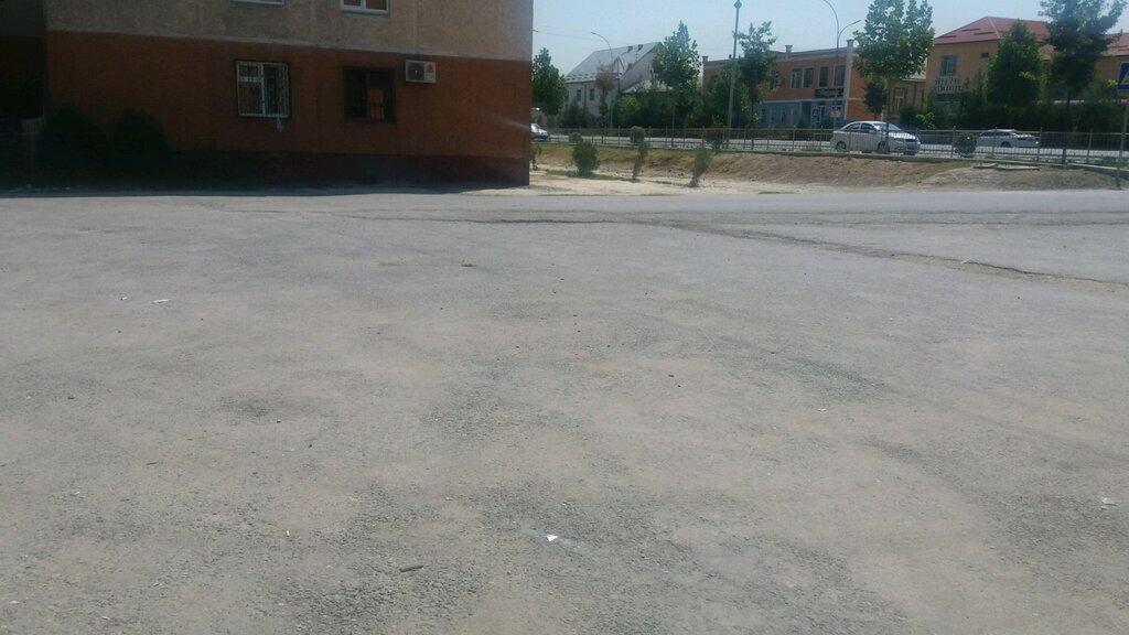 Otoparklar Car park, Fergana, foto