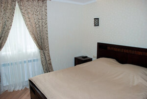 Red Rock (Beregovaya ulitsa No:6, Arkhyz Village), otel  Karaçay‑Çerkez Cumhuriyeti'nden