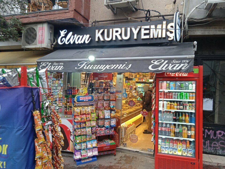 Kuruyemiş, atıştırmalık, kuru meyve Elvan Kuruyemiş, İstanbul, foto