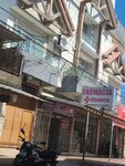 Farmacia Navarro (Santa Cruz de la Sierra, Distrito Municipal 7, Subdistrito 89, Calle 5), eczaneler  Santa‑Krus'tan
