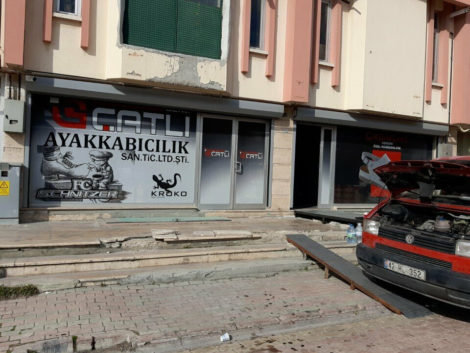 Ayakkabı mağazaları Genç Çatlı, Konya, foto