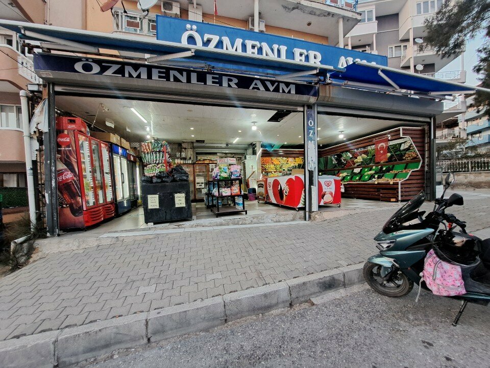 Süpermarket Özmenler Avm, İzmir, foto