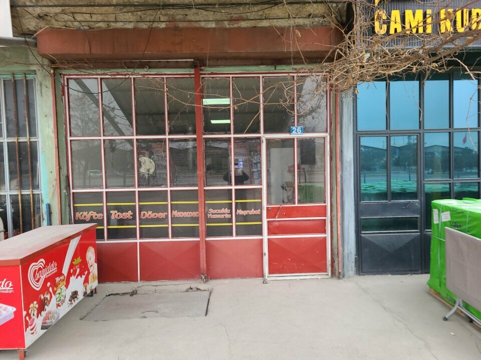 Gazete bayi Katıkçı Büfe, Konya, foto