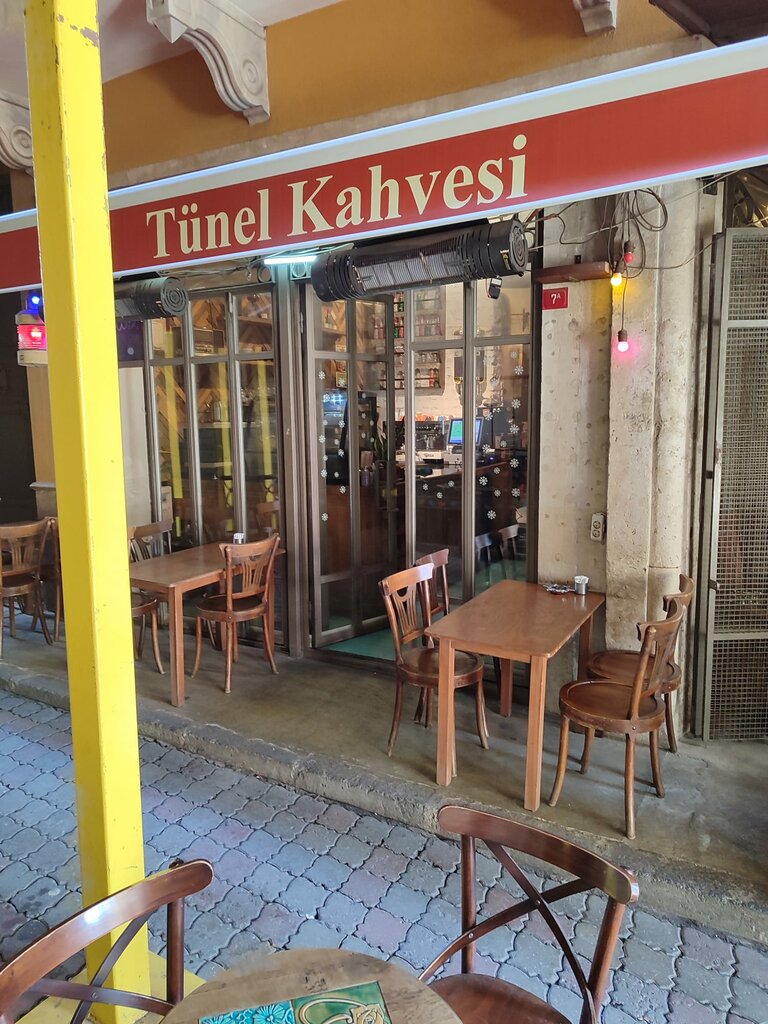 Kafe Tünel Kahvesi, İstanbul, foto