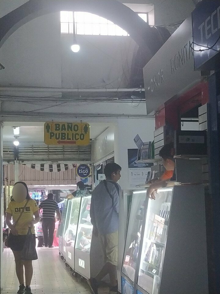 Tuvalet Baño Público, Santa‑Krus, foto