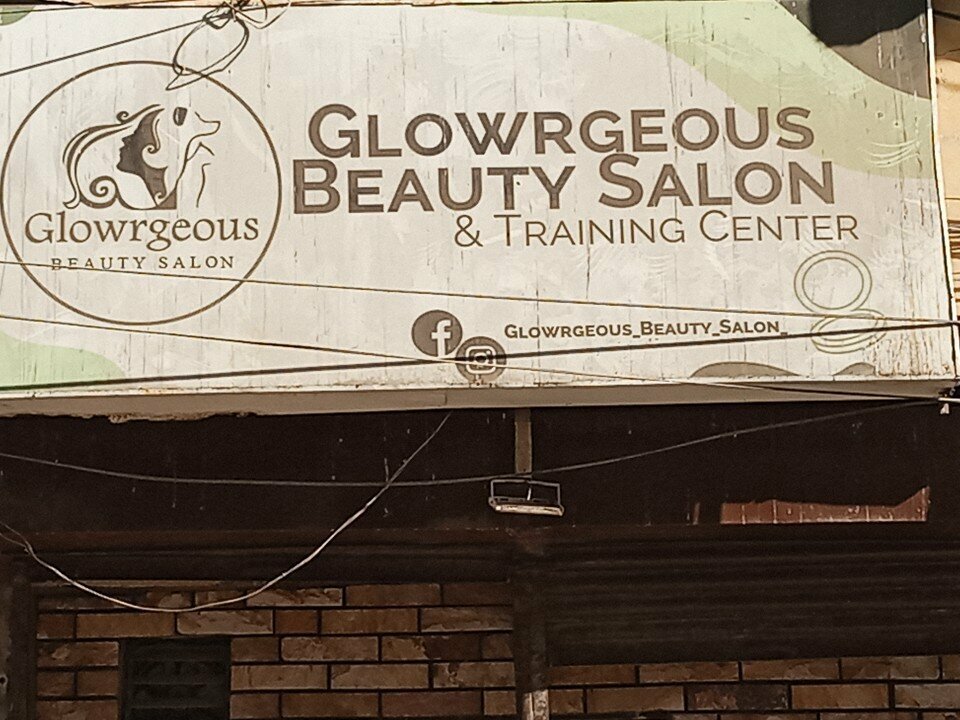 Güzellik salonu Glowrgeous, Karaçi, foto