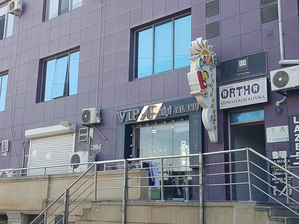 Kuaförler VIP Af kişi salonu, Bakü, foto