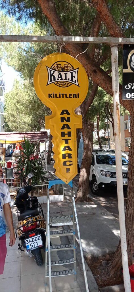 Çilingirler Rüzgar Anahtar Çilingir, İzmir, foto